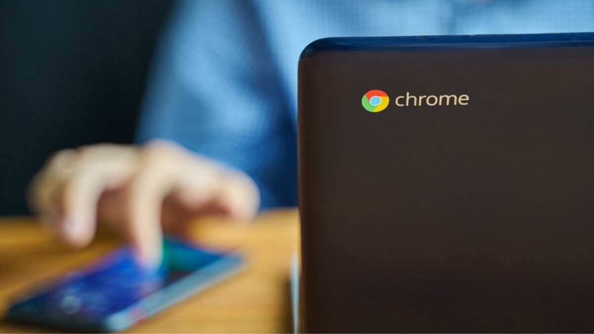 9 Best Chromebook Under 100 Buyer Guide - GadgetScane
